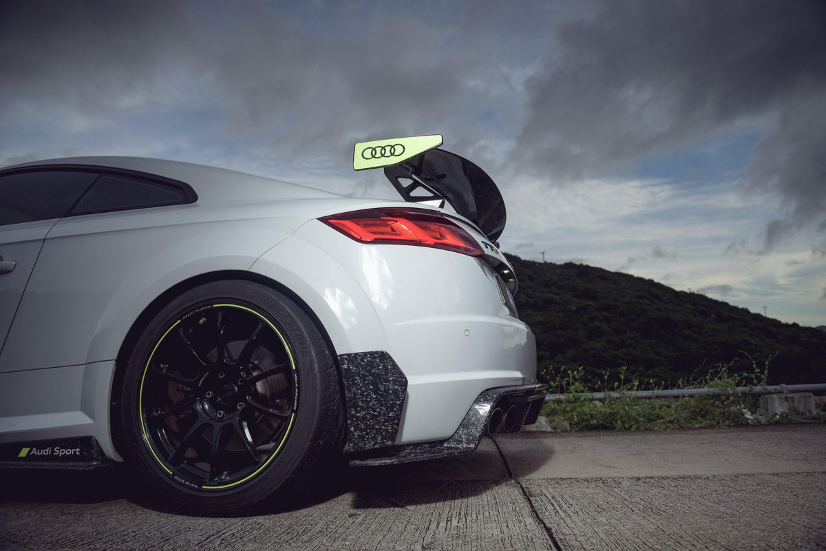 AUDI TTRS 8S CARBON PERFORMANCE REAR DIFFUSER – DARK MATTER CARBON